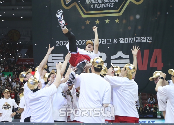 [포토Q] KGC 스펠맨 '챔프 7차전 연장 짜릿한 앤드원' - 스포츠Q(큐)